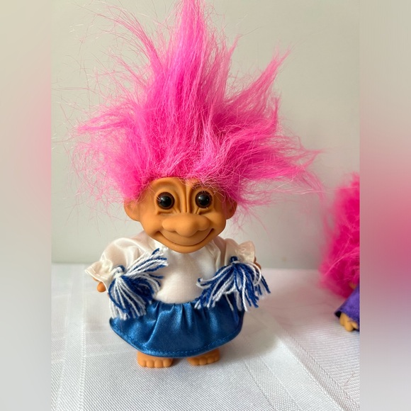 Russ | Toys | Vintage Cheerleader Troll Doll By Russ 5 Pink Hair Brown ...